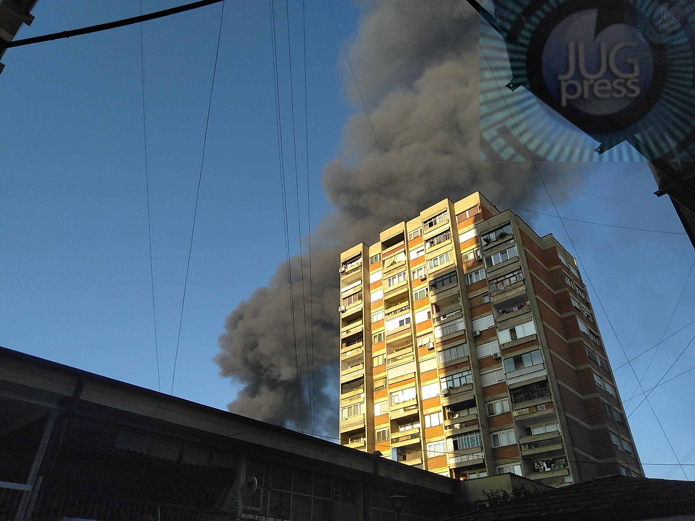 Požar u Nevena kolor, prvo se čula eksplozija, vatrogasac povređen ...
